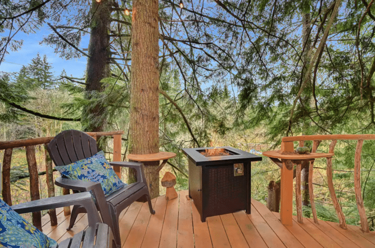 The 16 Best Treehouse Rentals in Washington State - Emerald City Dream