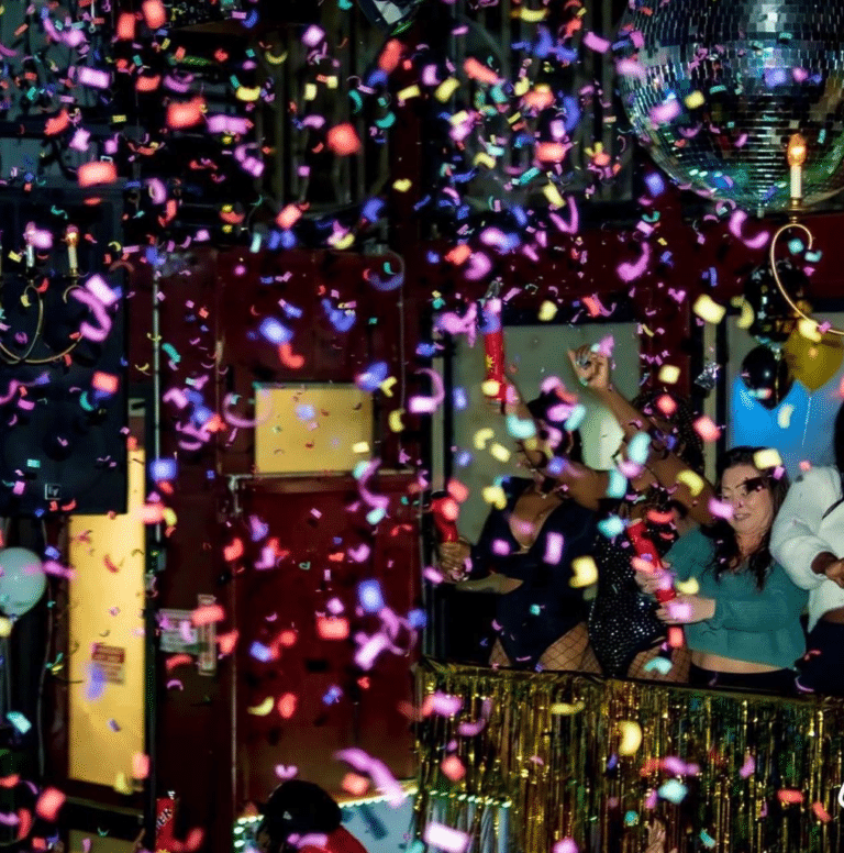 7 Nightclubs in Seattle Where You Can Dance the Night Away - Emerald ...
