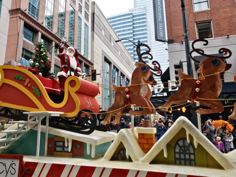 10 Classic Seattle Christmas Activities That'll Raise Your Spirits ...